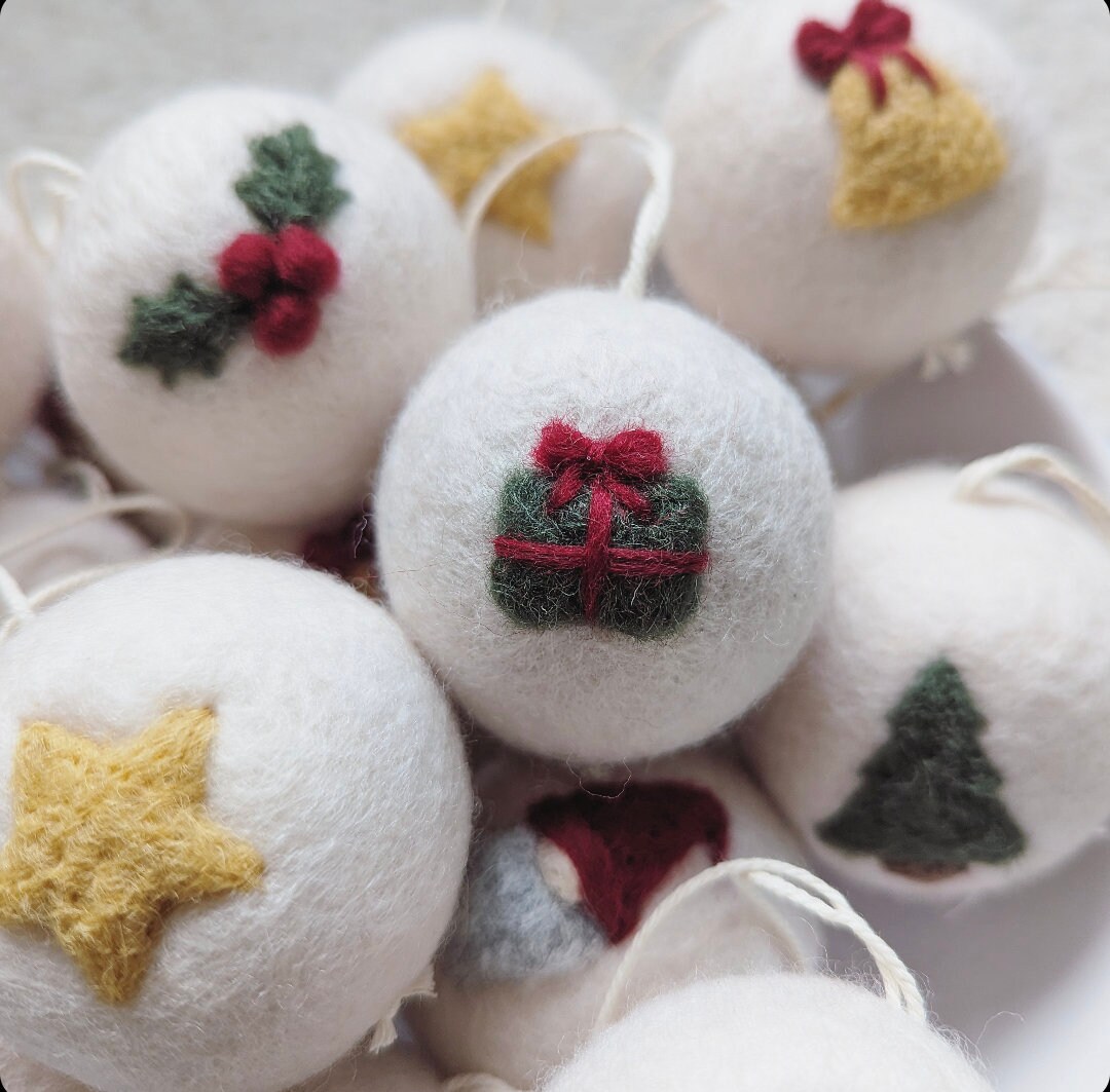 Needle Felted Christmas Baubles - Etsy