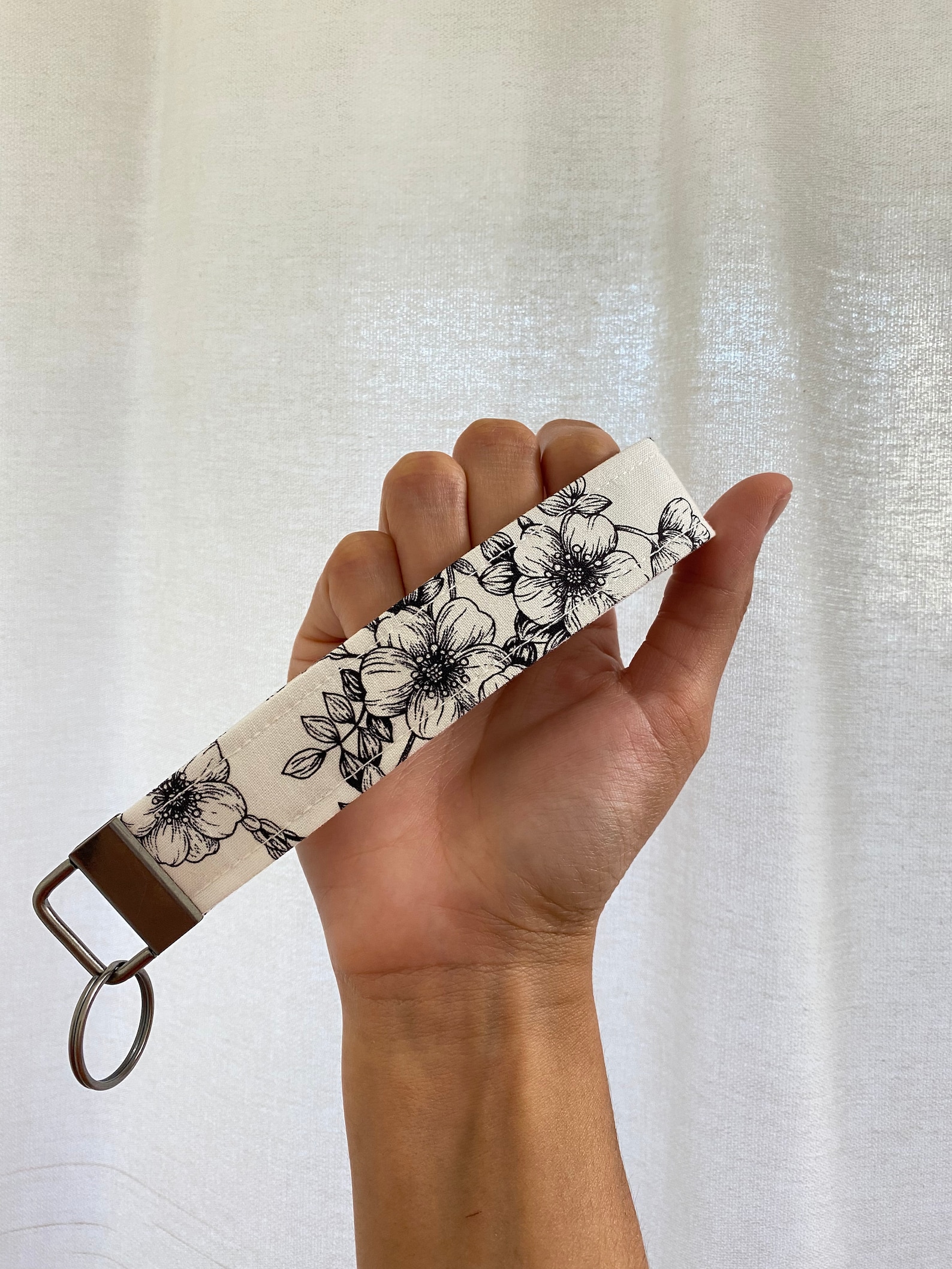 Black & White Floral Outline Fabric Keychain Wristlet Key Fob | Etsy