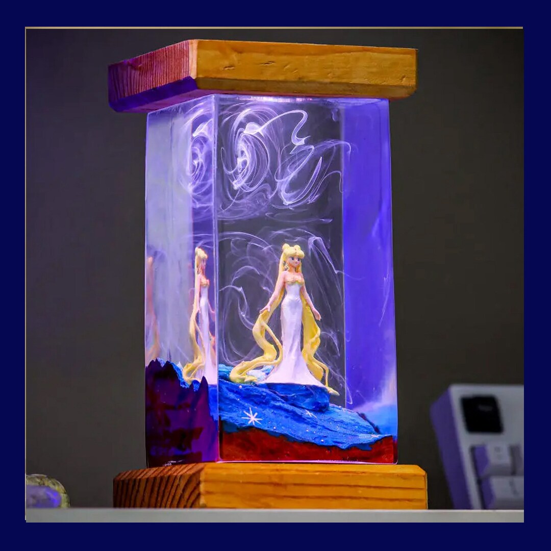 Neo-queen Serenity Sailor Moon Epoxy Resin Wood Lamp Night Light Unique ...