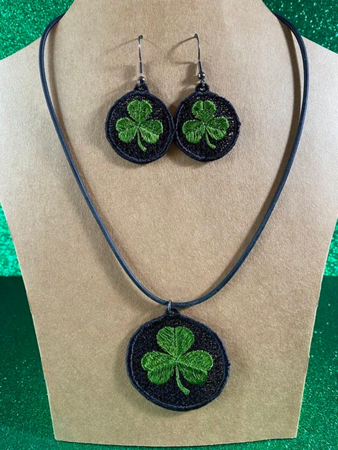 Shamrock Pendant/charm FSL Machine Embroidery File *DIGITAL DOWNLOAD* - Etsy