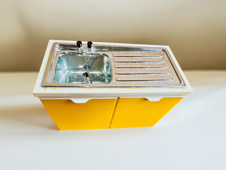 Vintage Sindy Eastam E-line Sink Unit, 44548 - Etsy