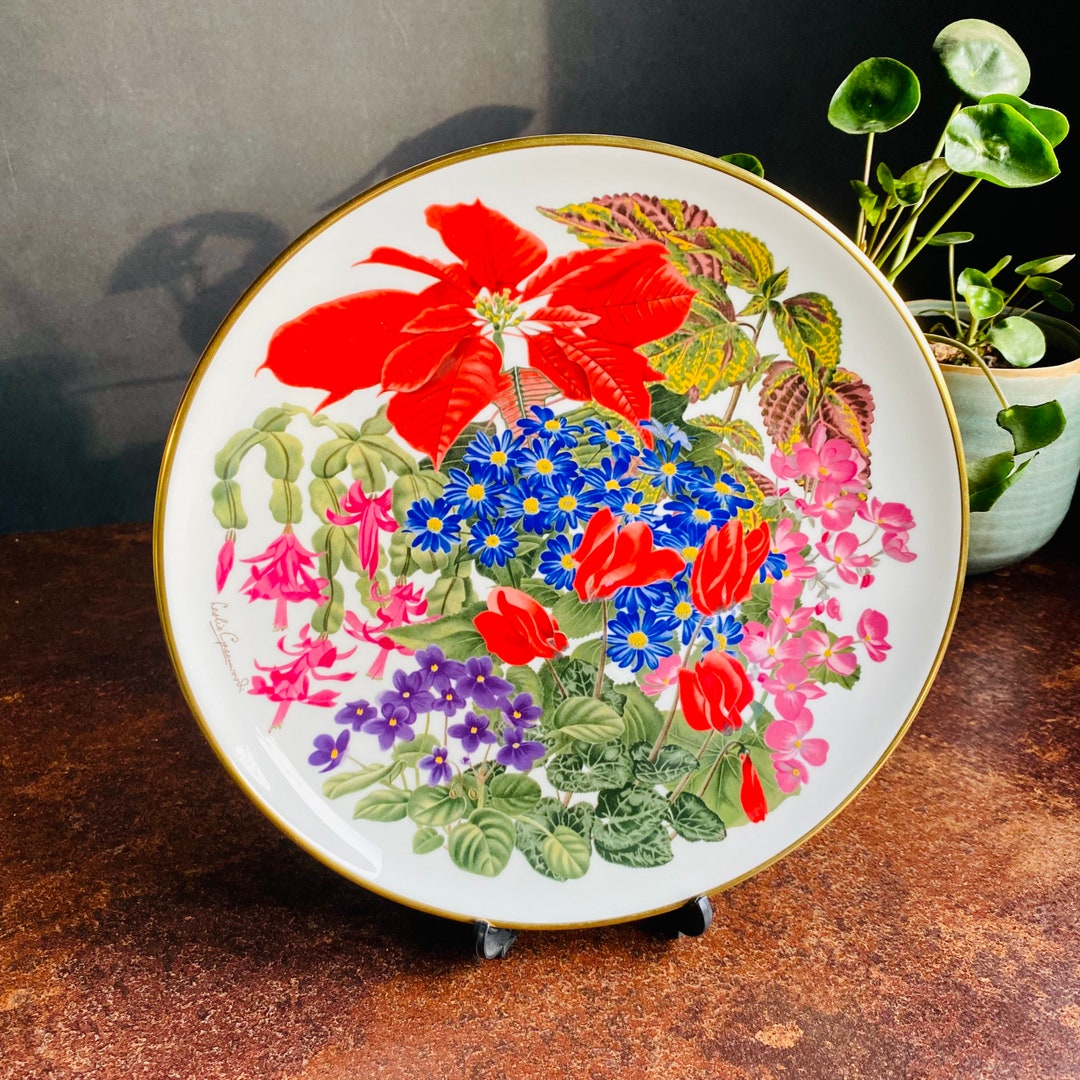 Vintage 1978 - RHS - Flower of the Year Plate - December - Franklin ...
