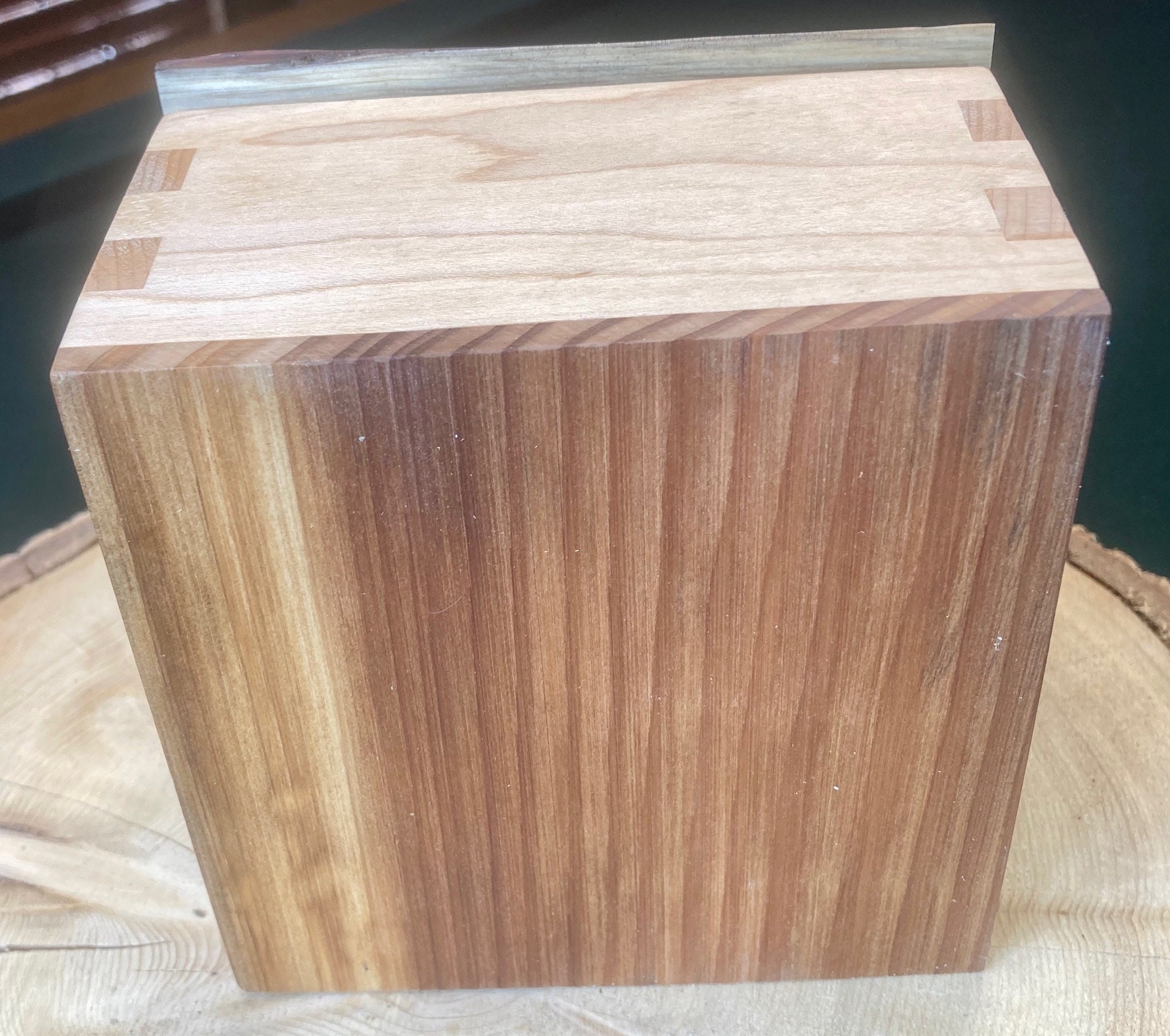 Handcrafted HINGED WOOD BOX With Lid / Sustainably Sourced Wood / Unique Wood Box - Etsy