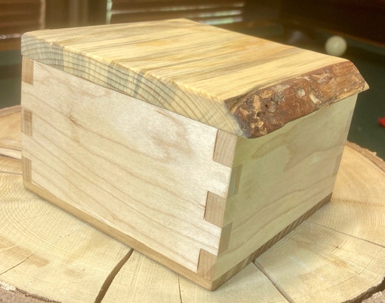 Handcrafted HINGED WOOD BOX With Lid / Sustainably Sourced Wood ...
