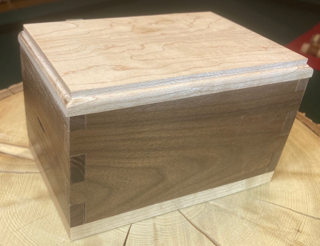Handcrafted HINGED WOOD BOX With Lid / Sustainably Sourced Wood ...