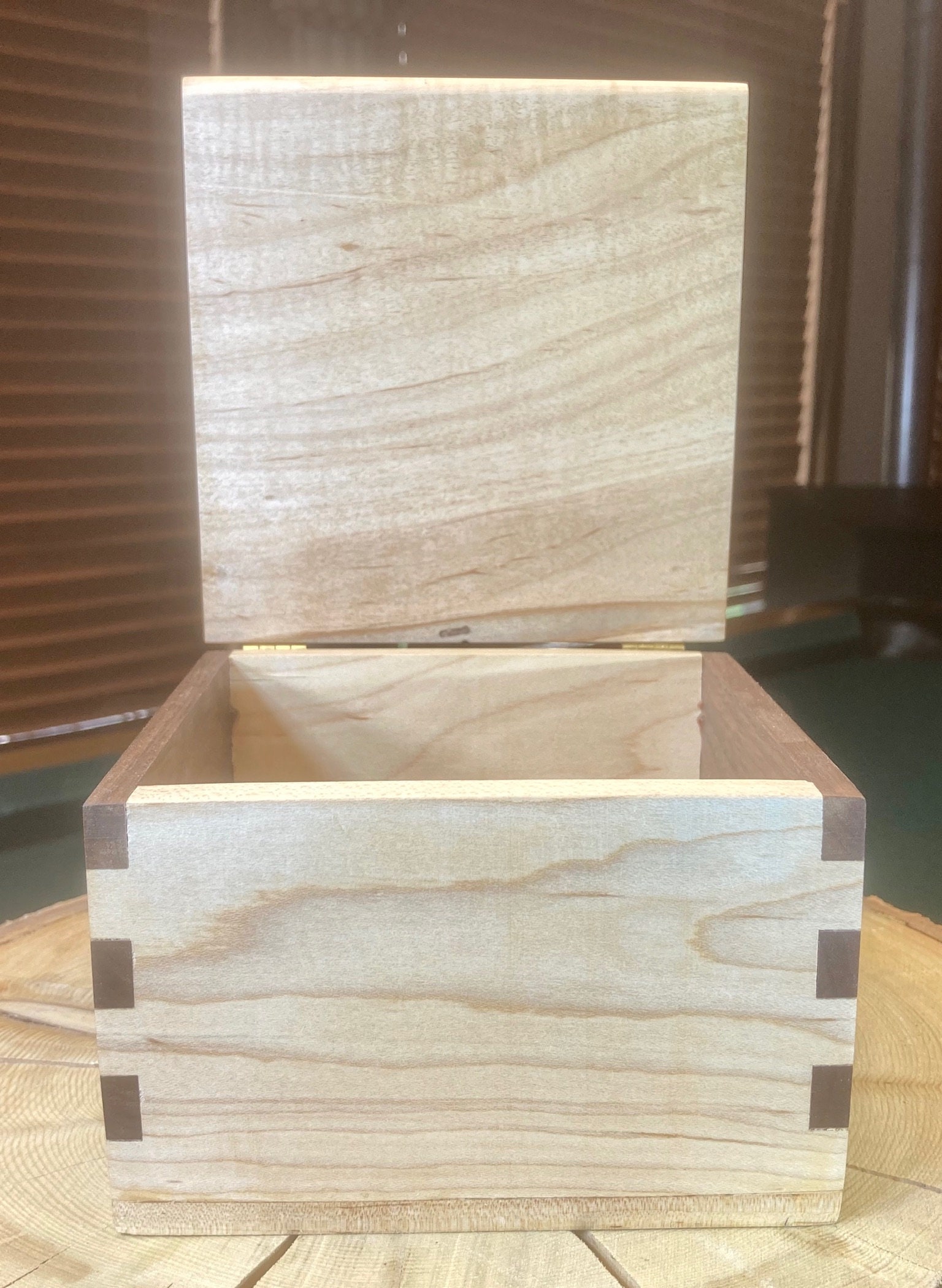 Handcrafted HINGED WOOD BOX With Lid / Sustainably Sourced - Etsy