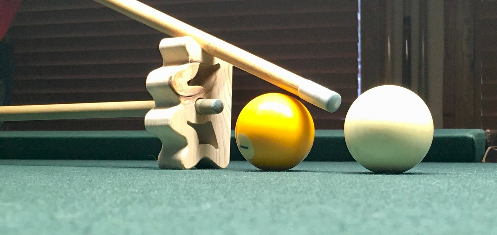 Handcrafted BILLIARDS POOL BRIDGE Cue Holder Stand / Adaptive Hold ...