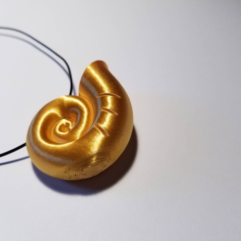 Ursula Shell Necklace - Etsy