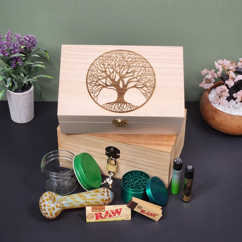 Stoner Gift Box - 60+ Gift Ideas for 2024