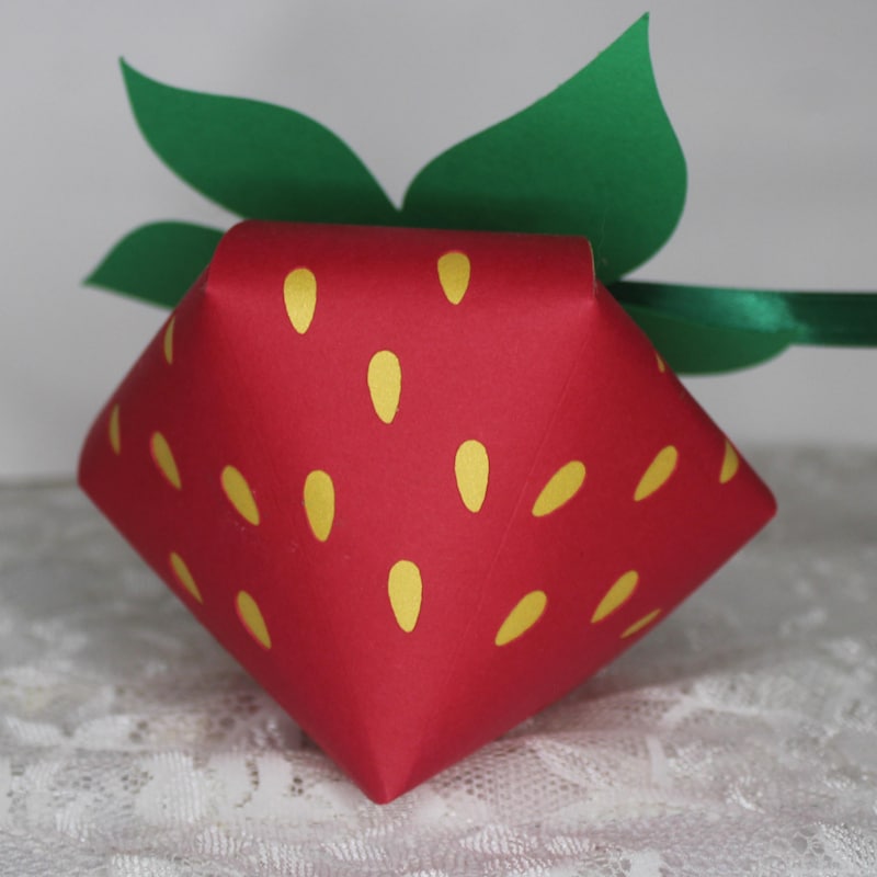 Strawberry Boxes - Etsy