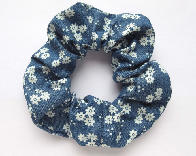 DaisyIngDesigns on Etsy