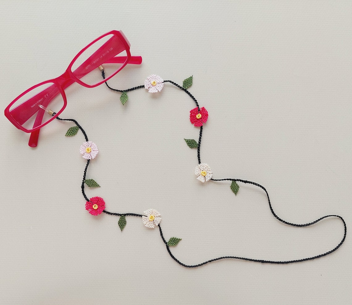 Eyeglass Chain With Flowers / Floral Glasses Chain / Eye Glass | Etsy