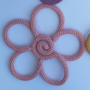 Flower Knitted Wire Decorations// Mother's Day Accessories // Wire ...