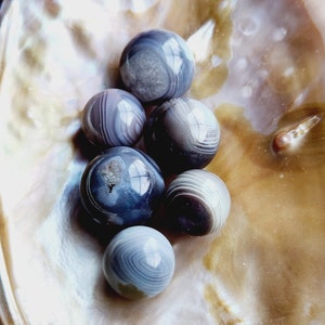 Agate Sphere - Mini Small Black Gray Agate Crystal Spheres • Alter ...