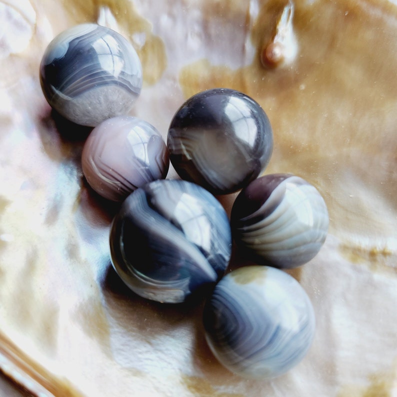 Agate Sphere - Mini Small Black Gray Agate Crystal Spheres • Alter ...