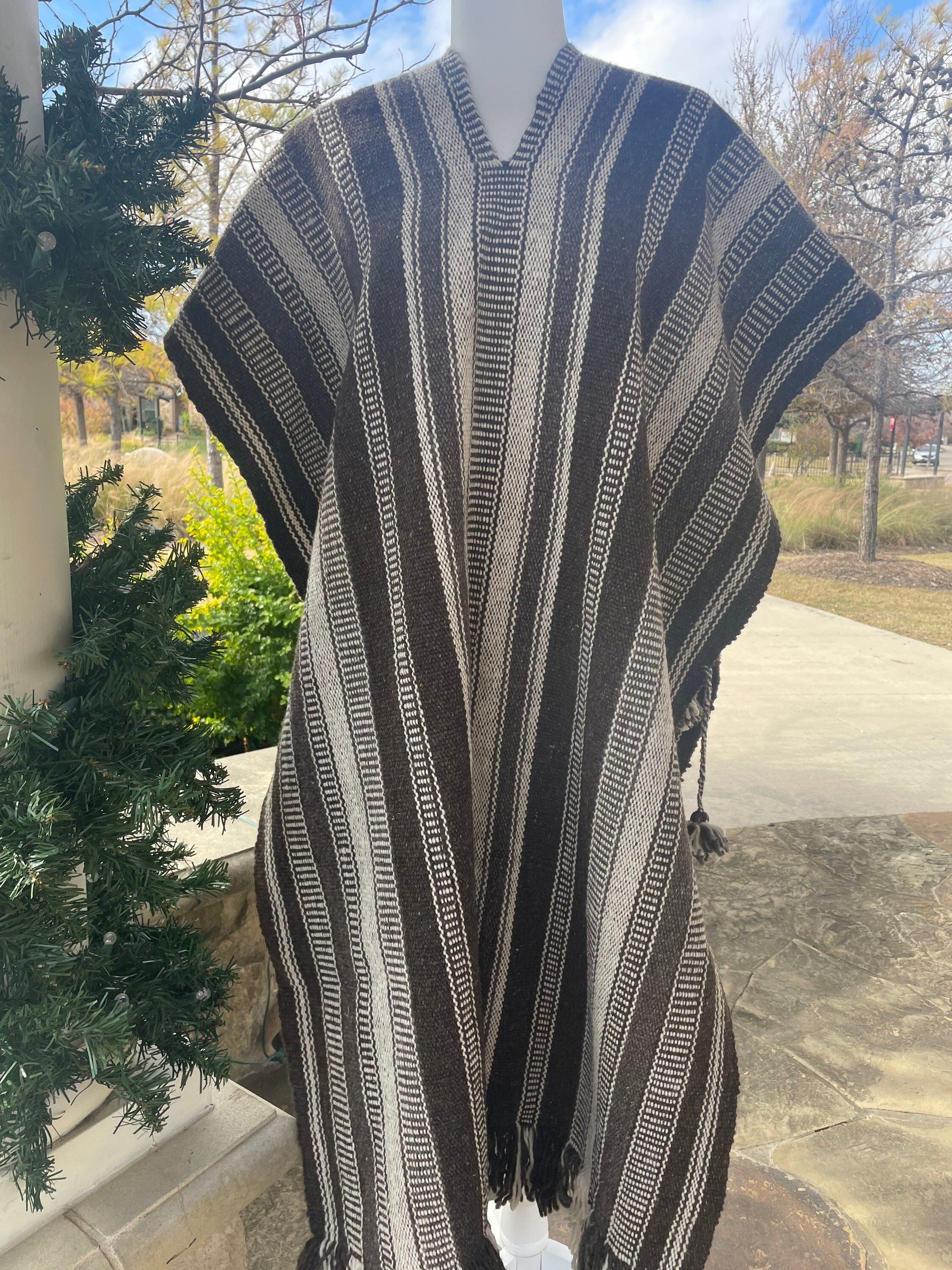 Mexican Poncho, Mexican Shawl. Handmade Full Body Mexican Poncho ...