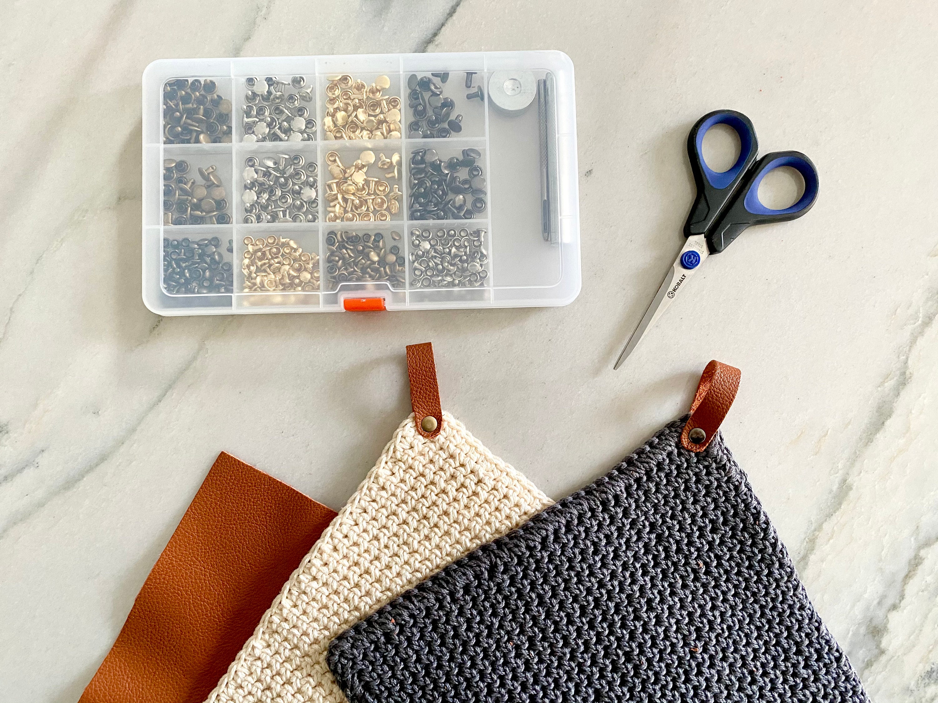 Crochet Pattern: The Square Pot Holder / Oven Mitt / Trivet / | Etsy