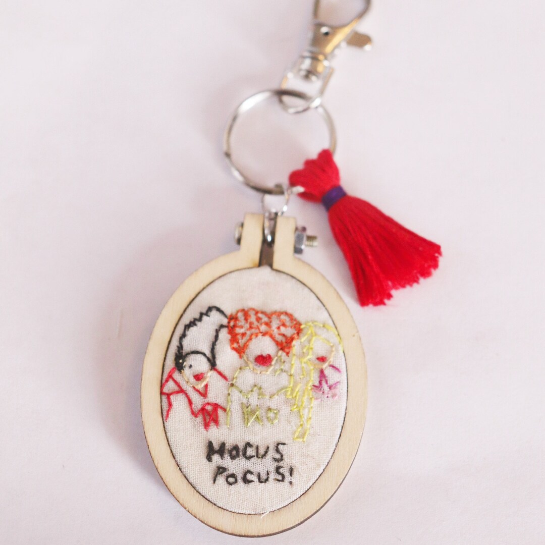 Hocus Pocus Keychain - Etsy