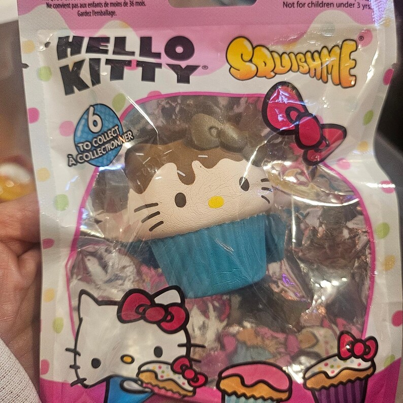Hello Kitty Squishies Squishy Squish Me Cupcake Toy Collectible New in ...