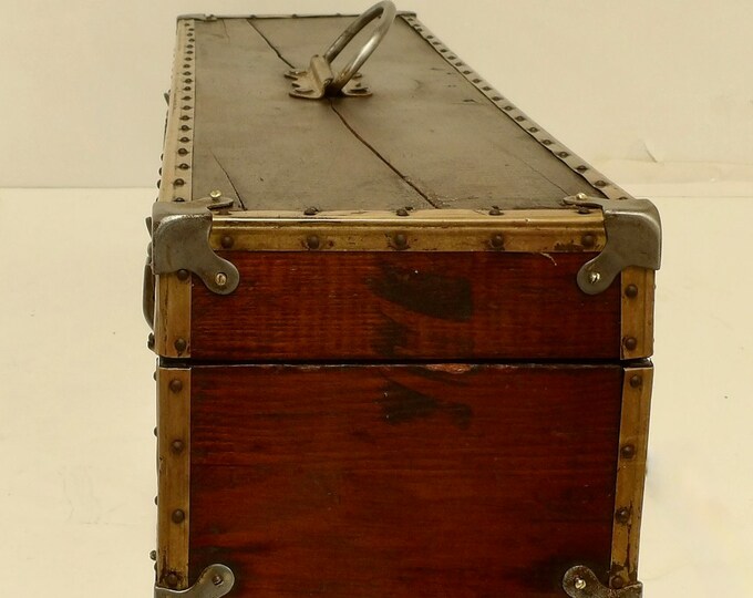 NEAT BOX ... Will Not Float, but Will Shine in Any Room of Your Home ...