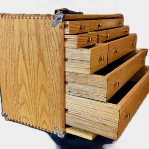 8 Magic Drawers, a Wonderful Case in Pristine Condition With Key. 20 ...