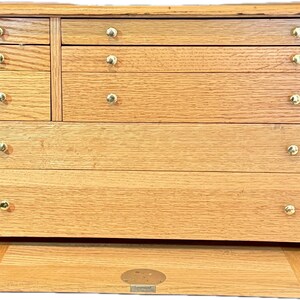 8 Magic Drawers, a Wonderful Case in Pristine Condition With Key. 20 ...