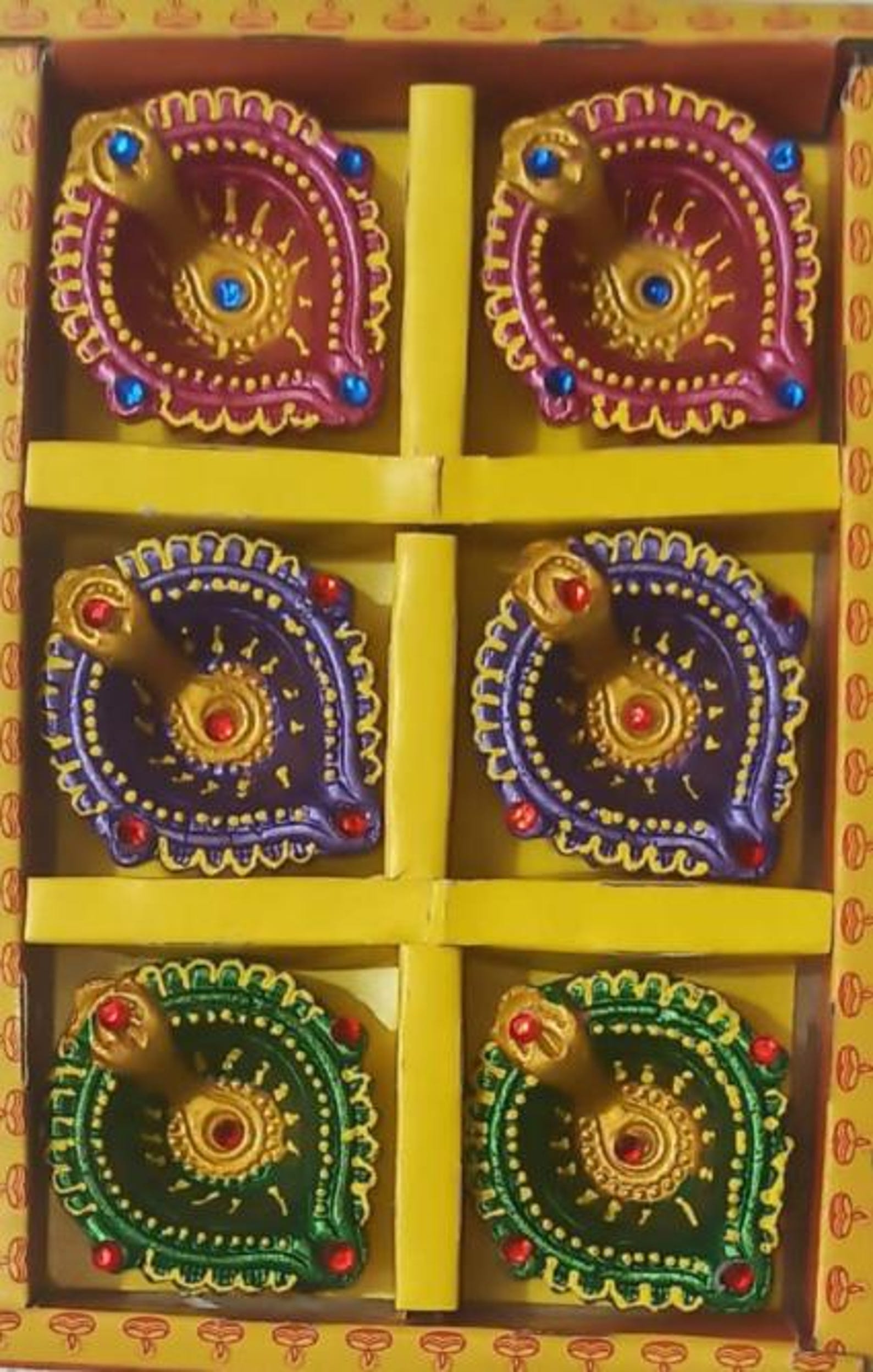 Pack of 18 Festive Diyas Decorations Oil Lamp Diwali Lights Clay Diyas ...