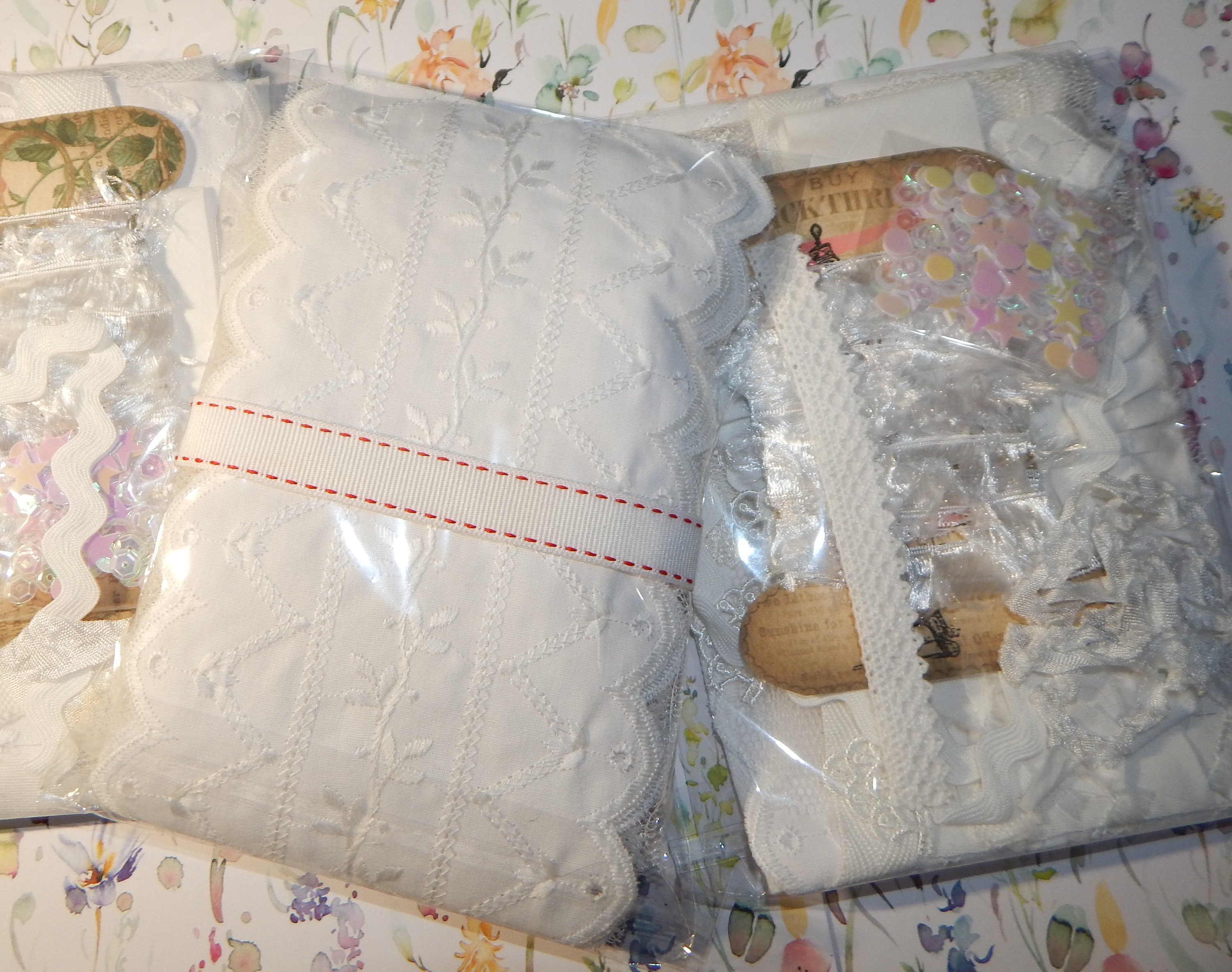 White Mixed Lace Pack of Trim. Journaling Scrapbooking Card - Etsy