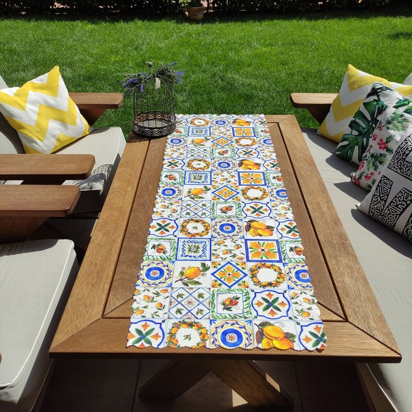 Summer Table Runner - Etsy