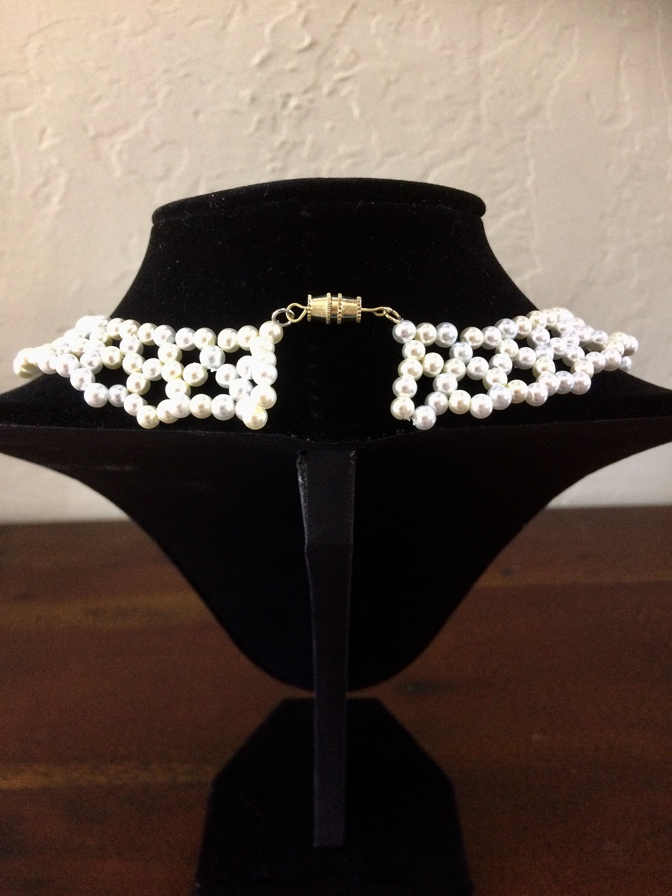 RBG Inspired Pearl Collar - Etsy