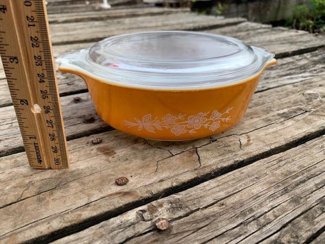 Pyrex Butterfly Gold Covered Casserole Dish - Etsy