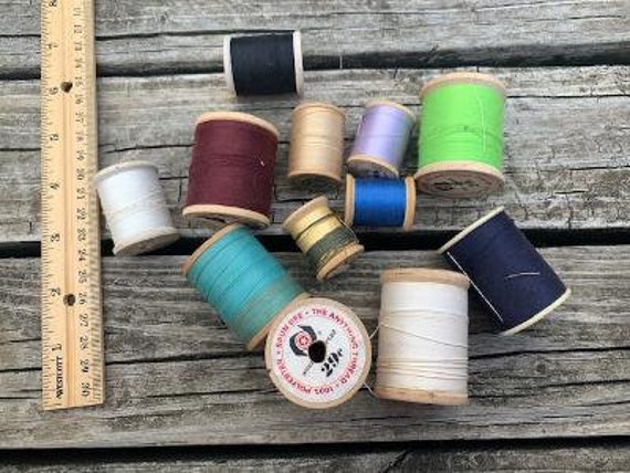 Lot of 12 vintage thread spools 6 larger and 6 smaller | Etsy