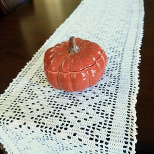 Filet Crochet Pattern: Diamond Table Runner - Etsy