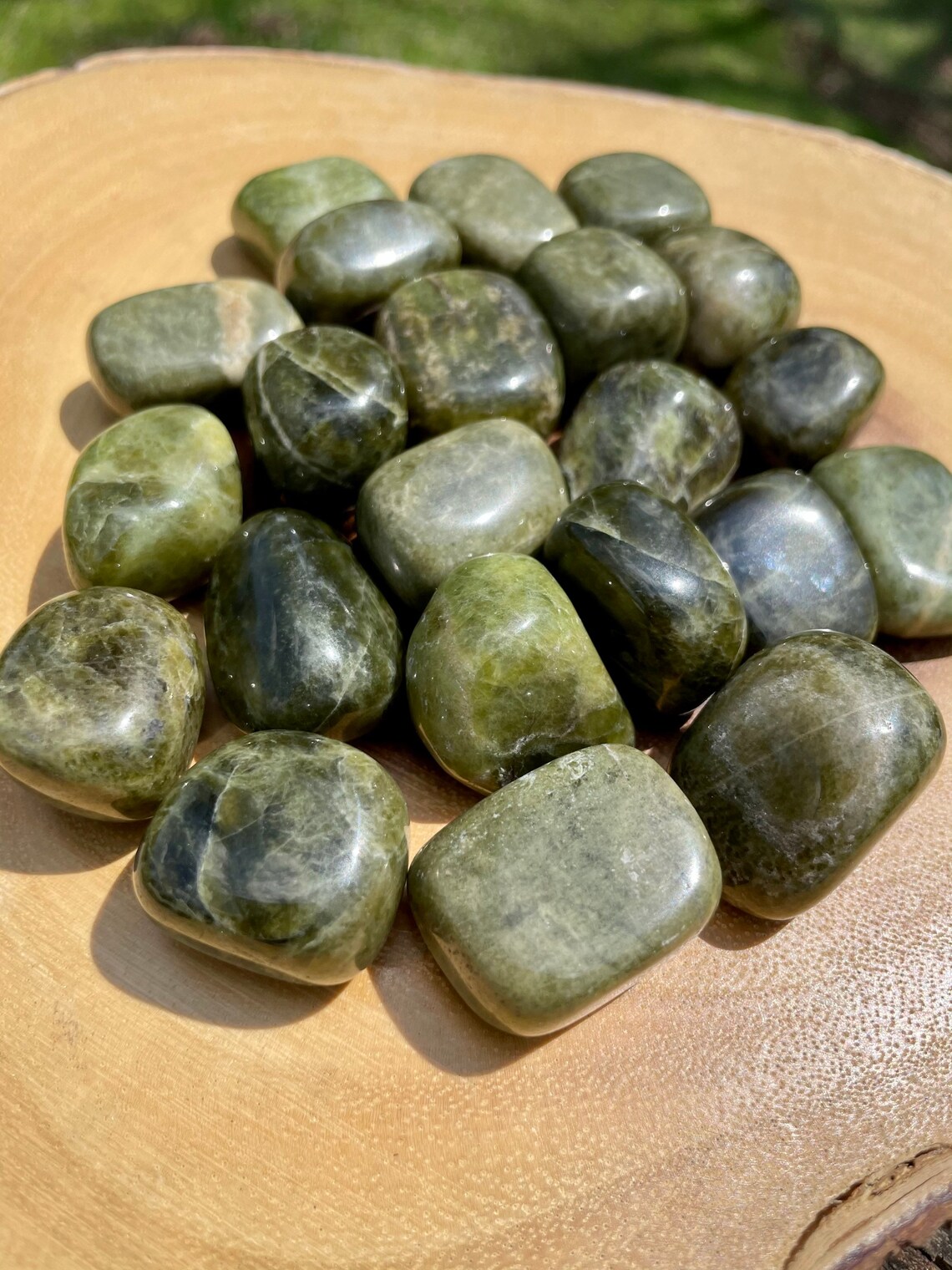 Beautiful Vesuvianute Tumbled Stone vesonite idocrase | Etsy