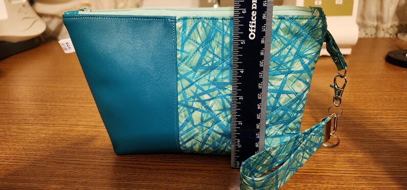 Dance Moves Jazz - Teal Vinyl and Quilted Make-up Pouch W/matching Key ...