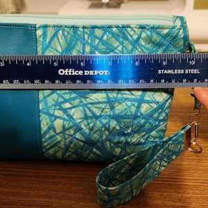 Dance Moves Jazz - Teal Vinyl and Quilted Make-up Pouch W/matching Key ...