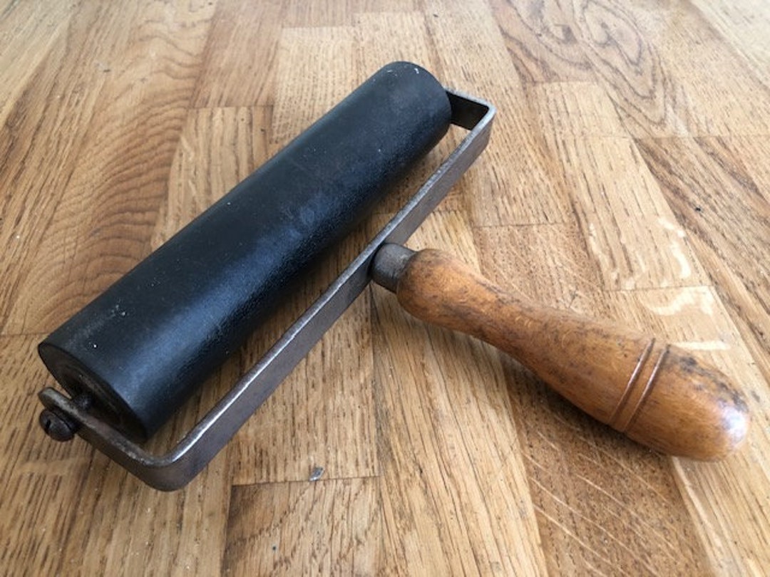 A Vintage 7 Inches Smoothing Roller for Wallpaper - Etsy