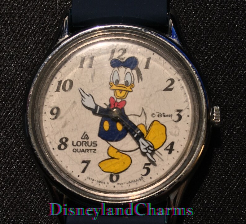 Disney Animated Donald Duck Point to Time Watch Original - Etsy