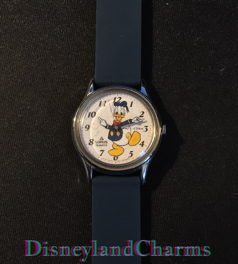 Disney Animated Donald Duck Point to Time Watch Original - Etsy