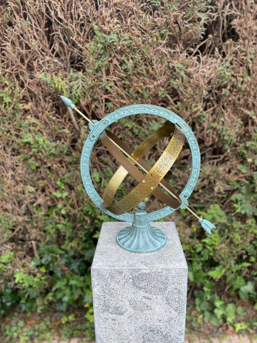 Bronze Sundial Garden Statues Bronze Statue Garden Decoration ...