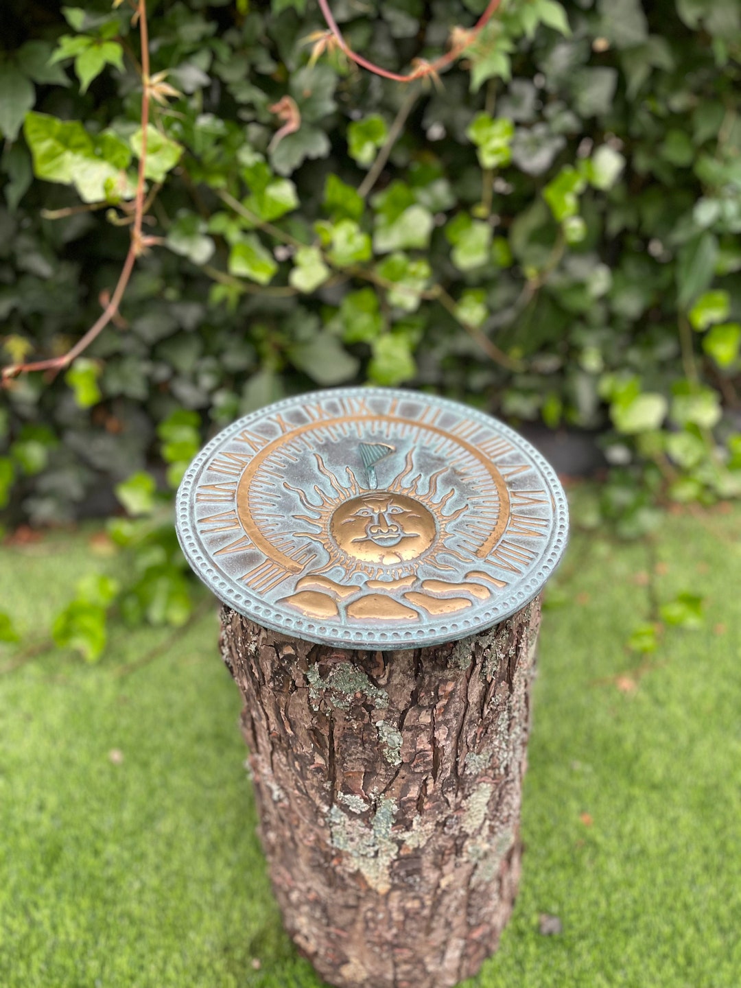 Bronze Sundial Flat Garden Statue 9x26x26 1.5kg - Etsy