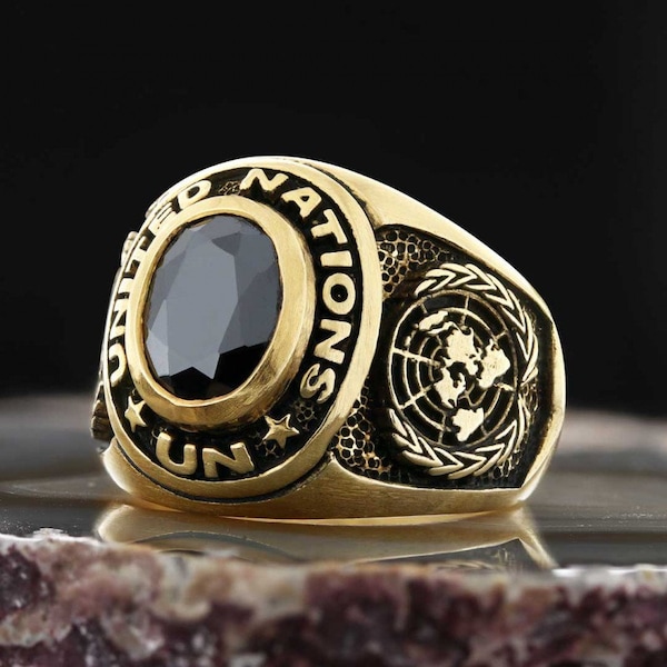 Class Ring - Etsy
