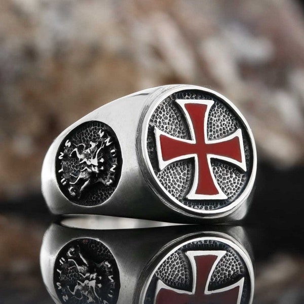 Knight Templar Ring - Etsy