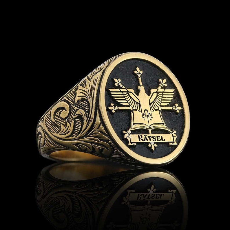 Silver Custom Signet Ring, Family Crest Rings, Coat of Arms Signet Ring ...