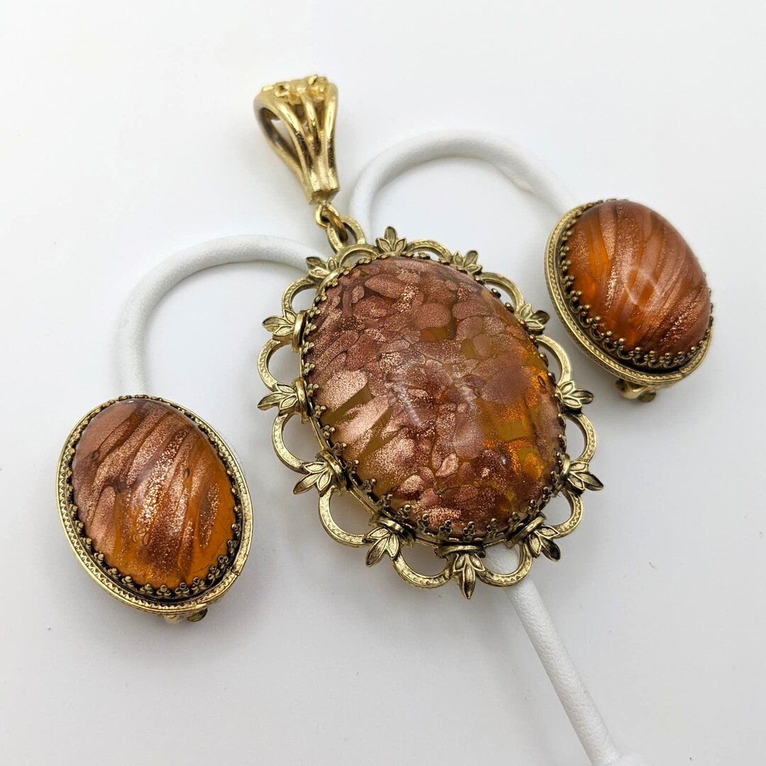 Vintage Whiting and Davis Pendant Earrings Set: Pink Glitter Topaz ...