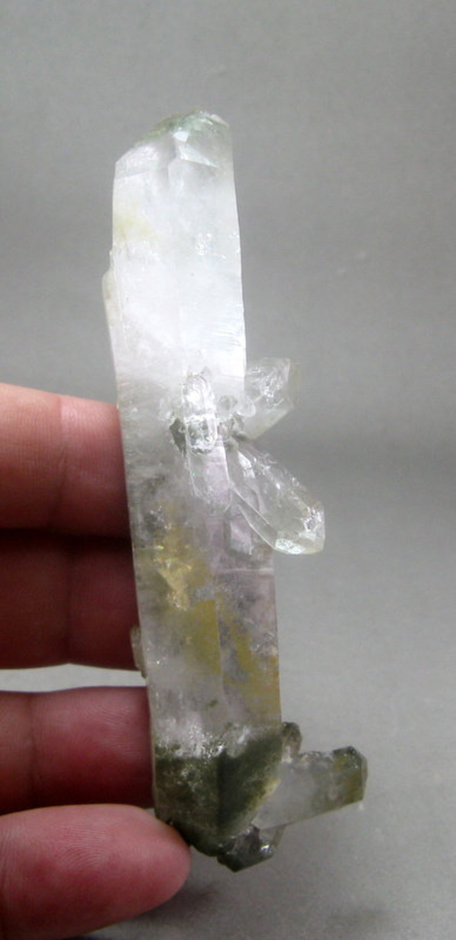 60 Grams Very Beautiful Chlorine Inclusion Quartz Crystal From - Etsy ...