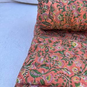 Wild Flowers Floral Blanket Razai, Queen Size Winter Warm Razai Quilt ...