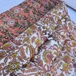 Wild Flowers Floral Blanket Razai, Queen Size Winter Warm Razai Quilt ...