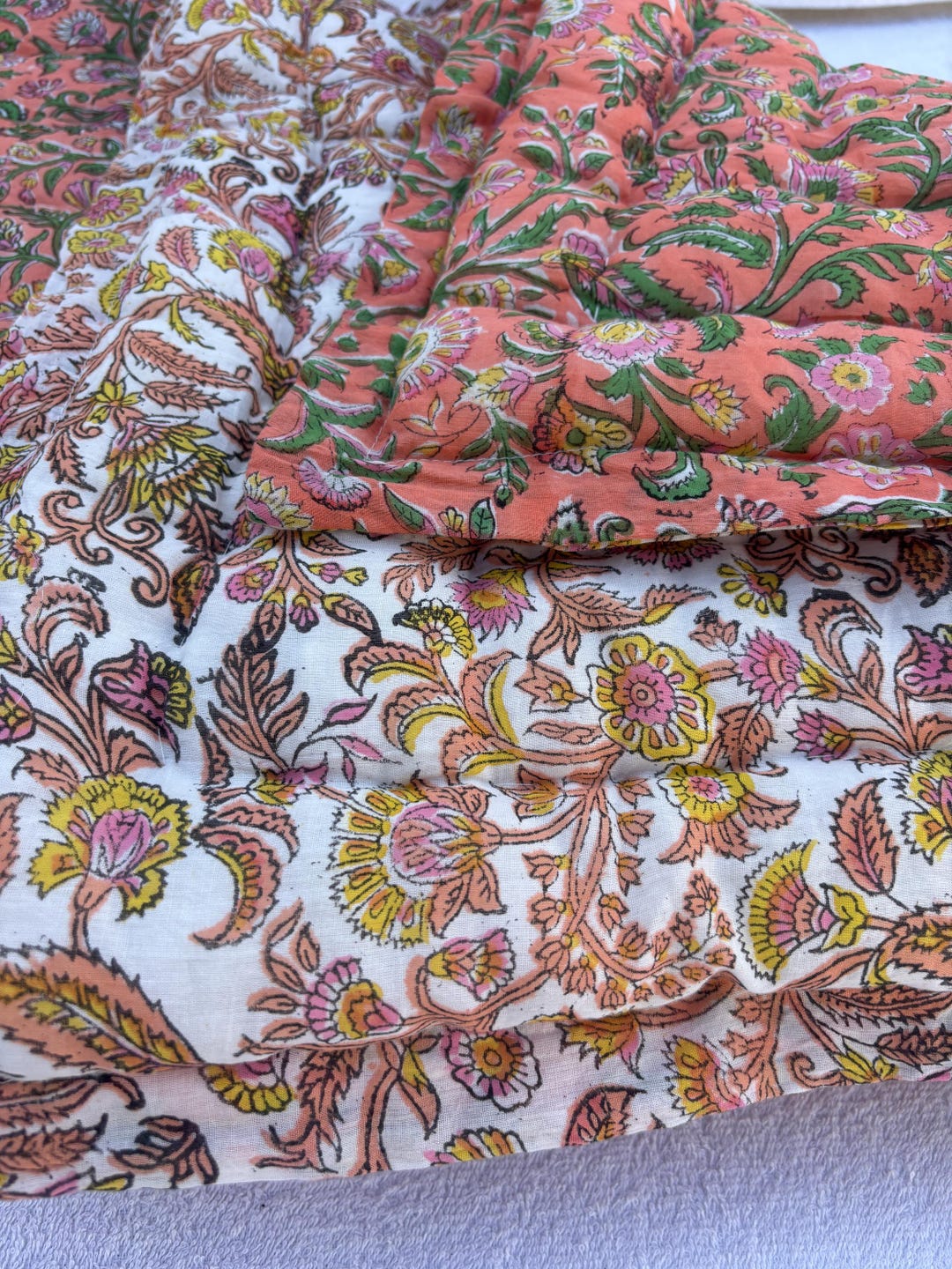 Wild Flowers Floral Blanket Razai, Queen Size Winter Warm Razai Quilt ...