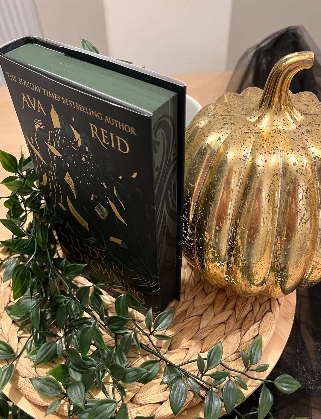 A Study in Drowning Ava Reid Sprayed Stencilled Edge Special Edition ...